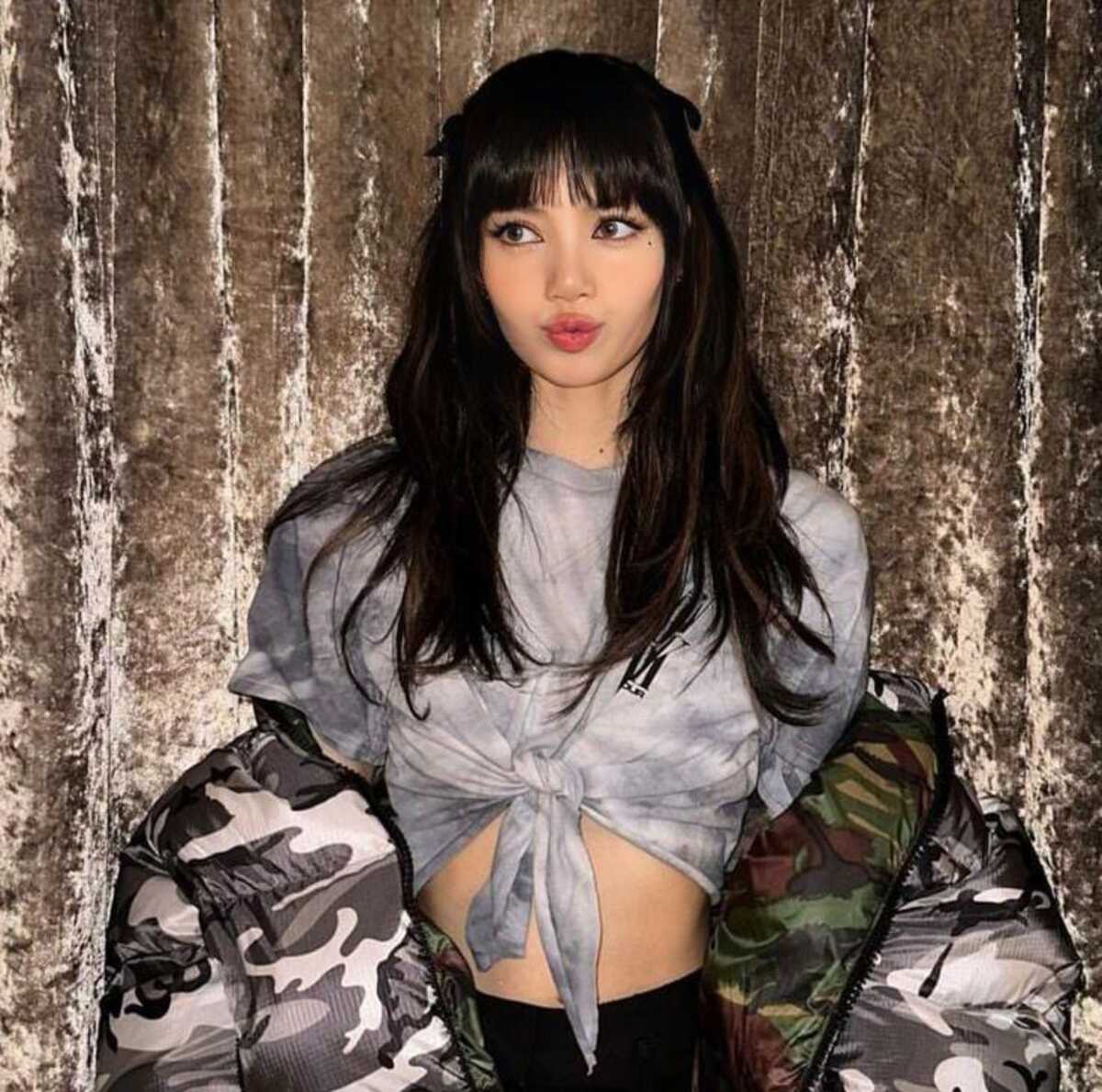 Lisa BLACKPINK Dirumorkan Tolak Tawaran Perpanjangan Kontrak YG ...