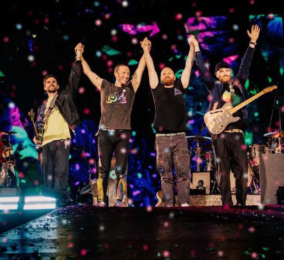 Bersiap War!! Coldplay Jual Tiket Konser Tambahan di Jakarta hanya 315 ...