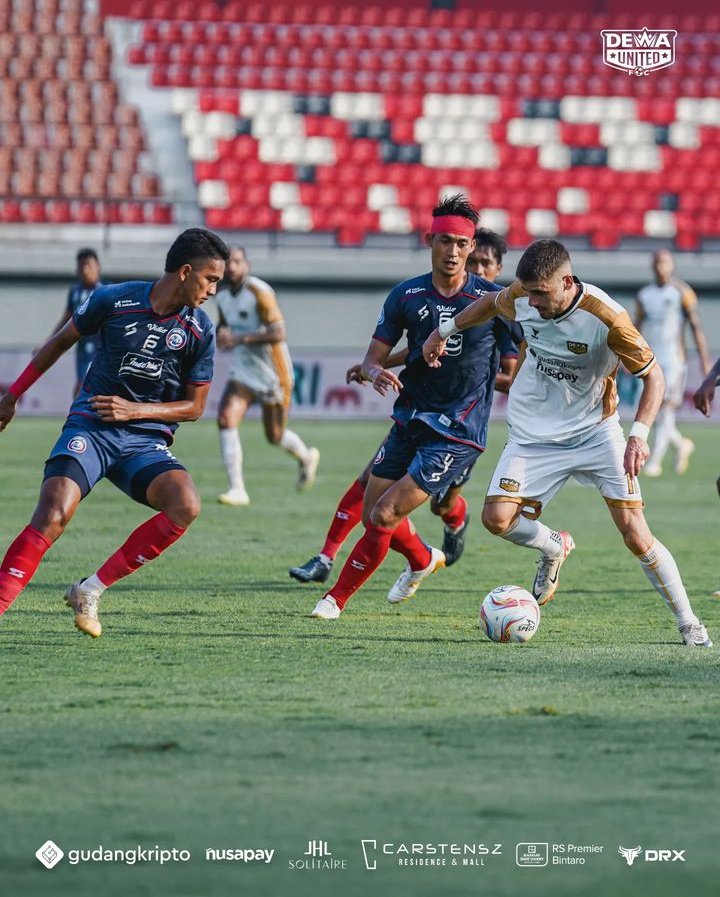 Hasil Arema vs Dewa United di BRI Liga 1 2023/2024: Arema Menang dengan Skor Tipis – Rakcer.ID