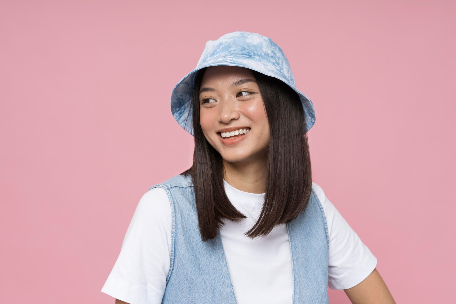 Cara Memadukan Topi dengan Outfit Sehari-hari, 7 Tips Fashion yang ...