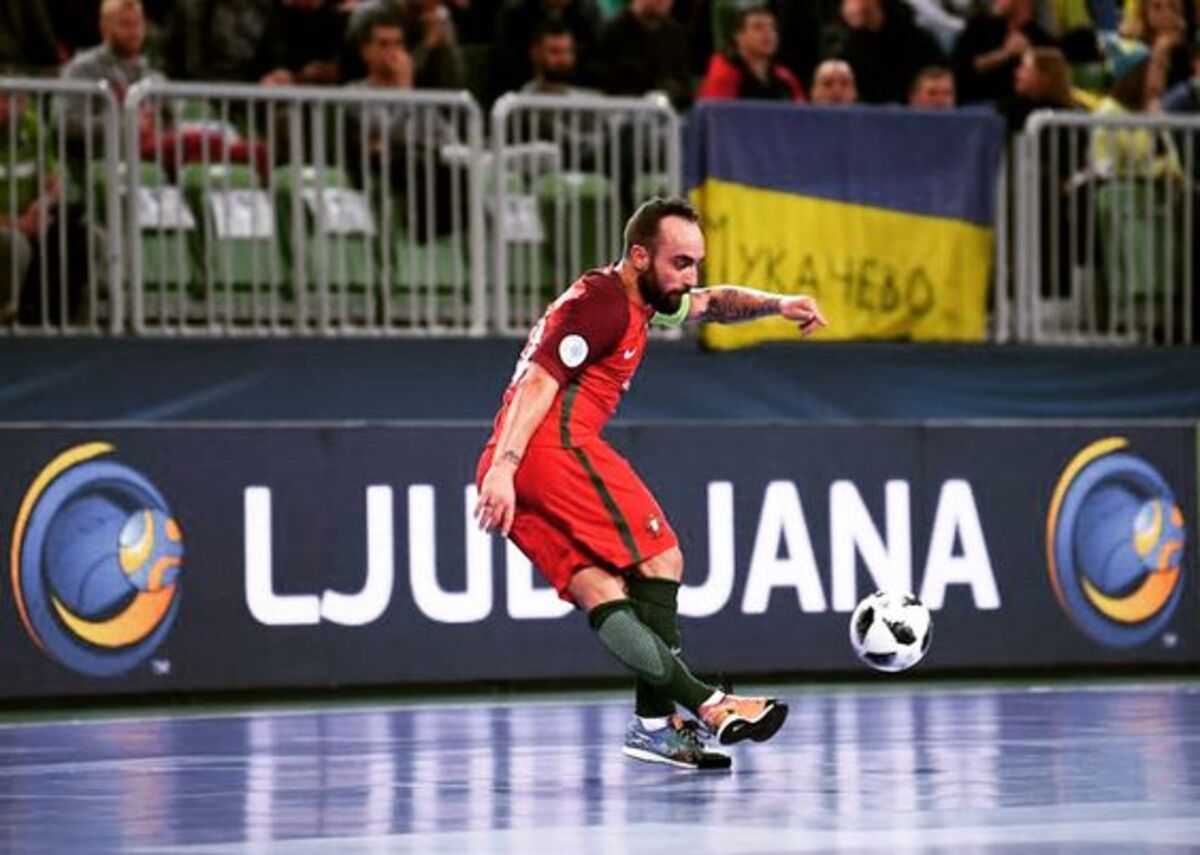 5 Macam Teknik Dasar Futsal yang Harus anda Kuasai – Rakcer.ID