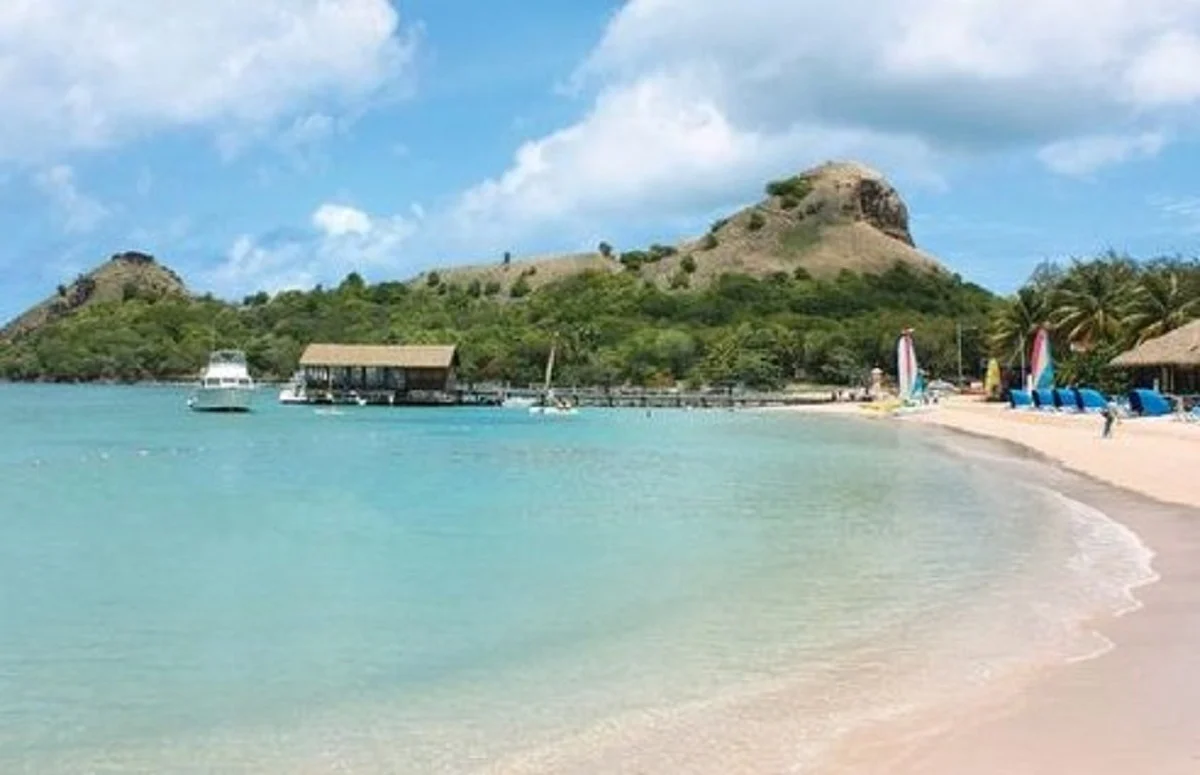 10 Tempat Wisata yang ada di Kepulauan Karibia yang Sangat Memanjakan ...