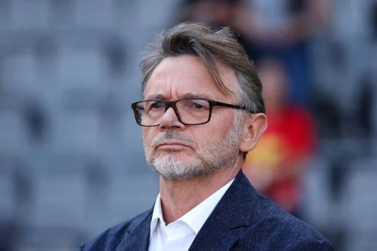 Philippe Troussier Pelatih Timnas Vietnam Resmi Dipecat Setelah 3 Kali ...