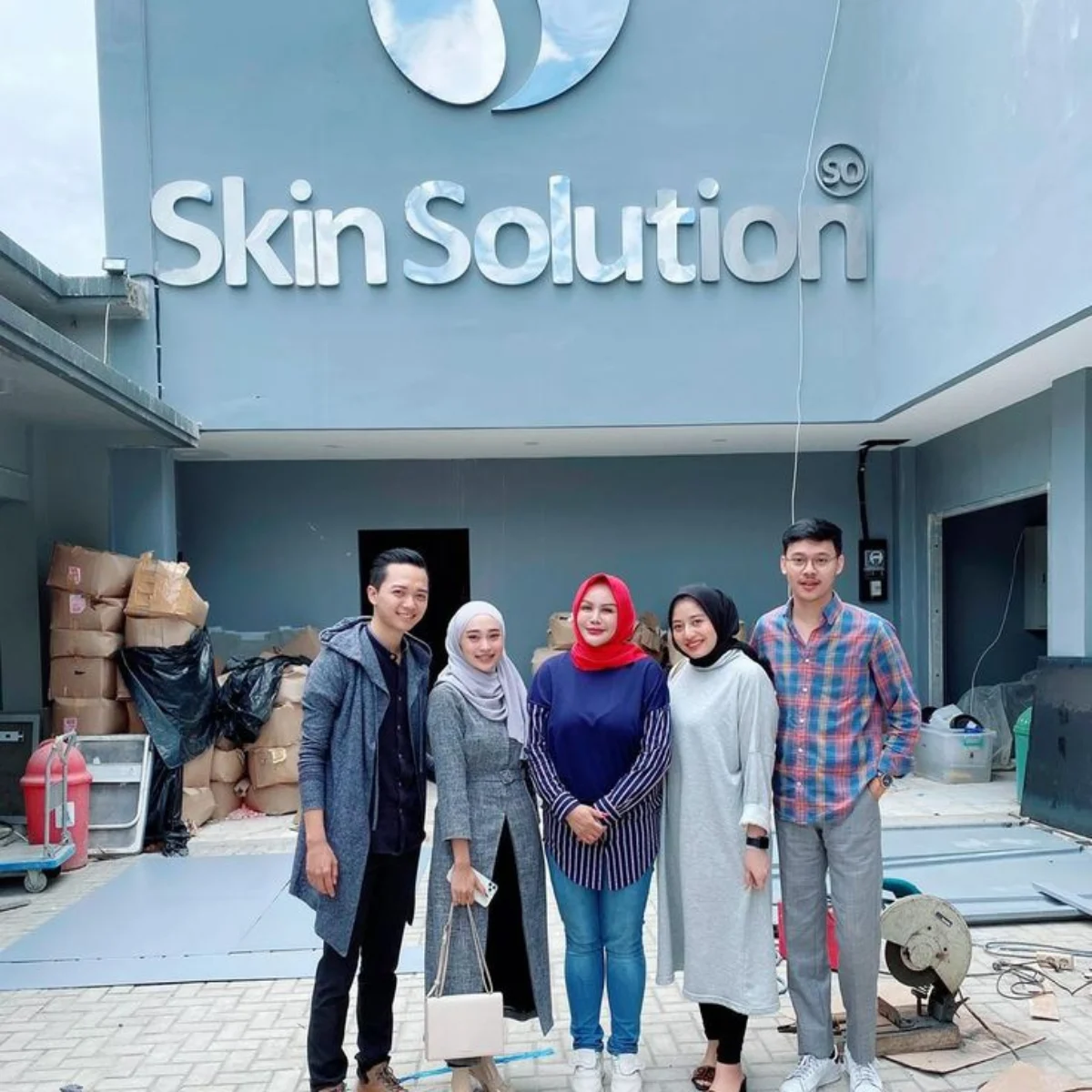 Mengenal Maklon dalam Kegiatan Bisnis: Apa Itu Maklon, Bagaimana Prosesnya, dan Apa Kelebihannya ...