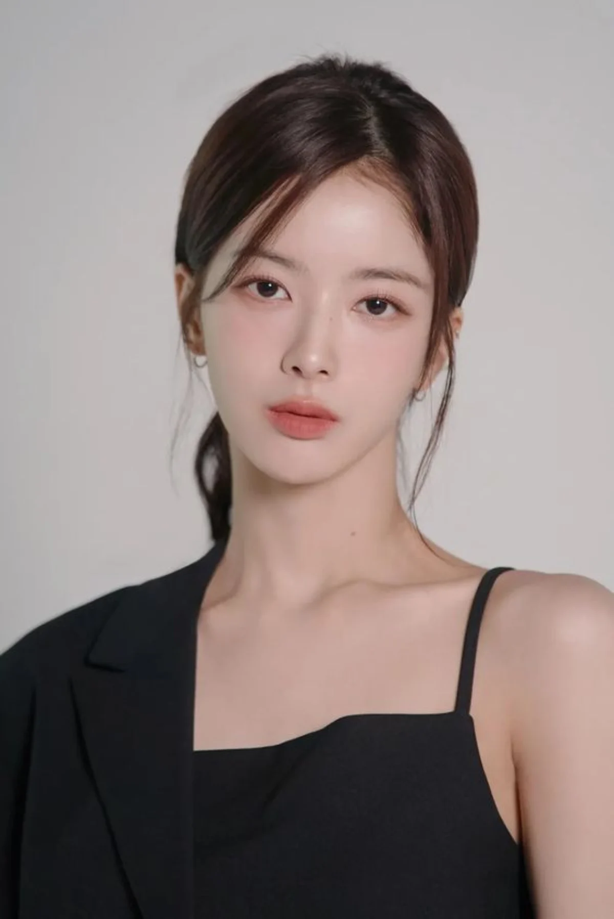 Profil Aktris Korea Roh Jeong Eui, Pemeran Jung Jae I di Hierarchy ...