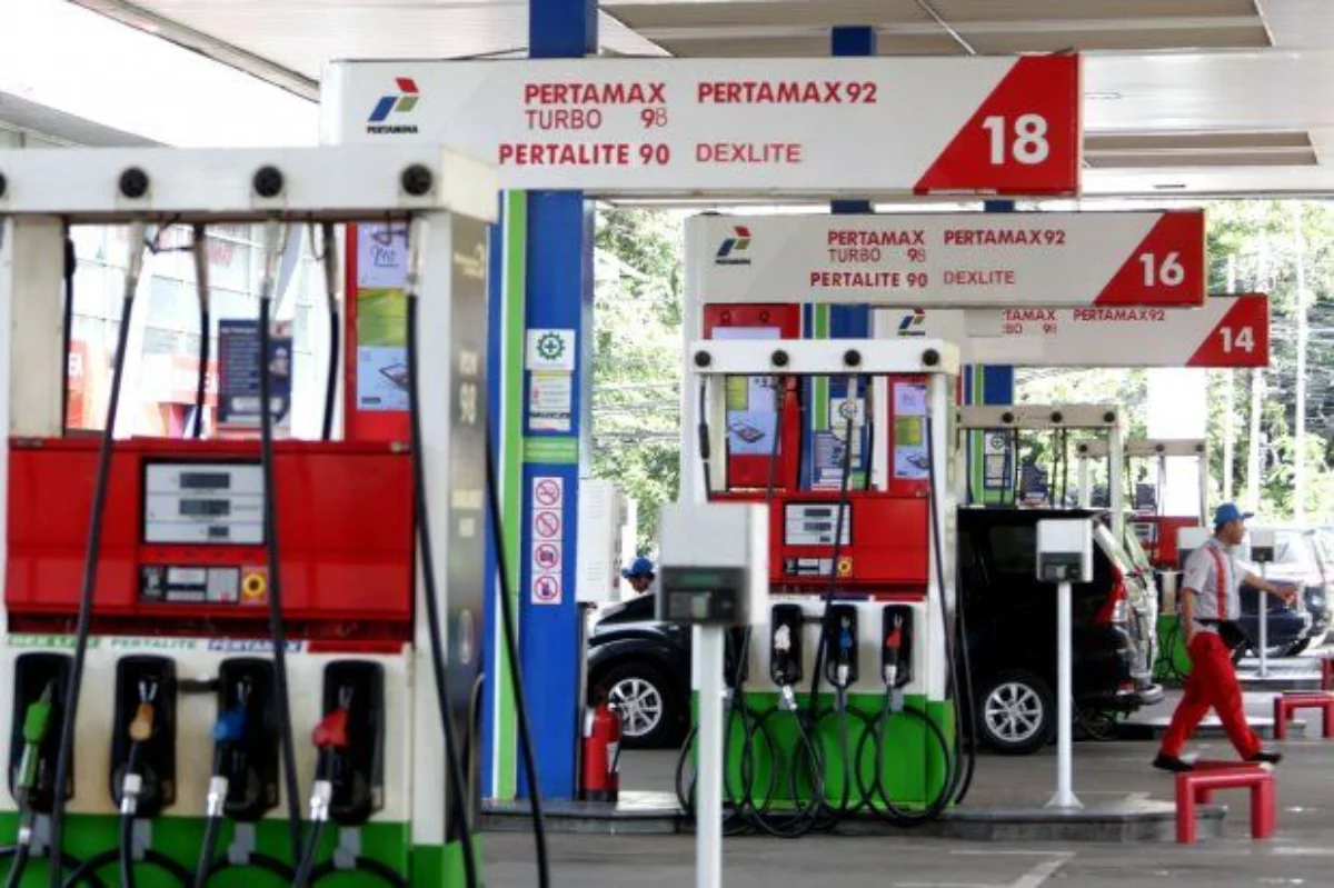Pertamina Turunkan Harga Pertalite Hari Ini, Berikut Ulasan Lengkapnya – Rakcer.ID