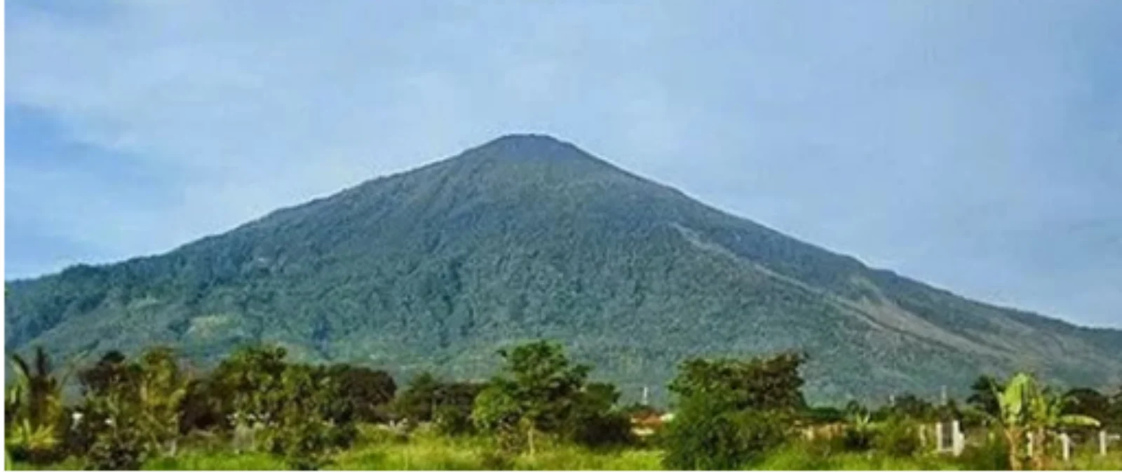 Fakta Ciremai Gunung Tertinggi di Jawa Barat dengan Keindahan dan Kekayaan Hayati yang – Rakcer.ID
