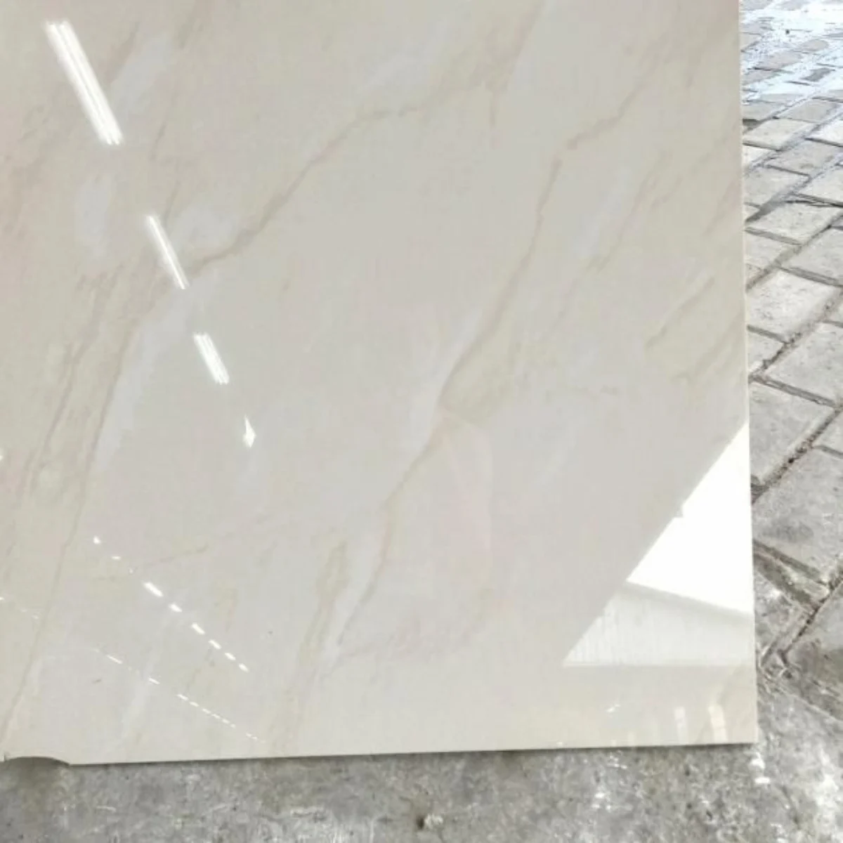 Inspirasi Model Granit Teras Depan Rumah yang Elegan dan Megah – Rakcer.ID