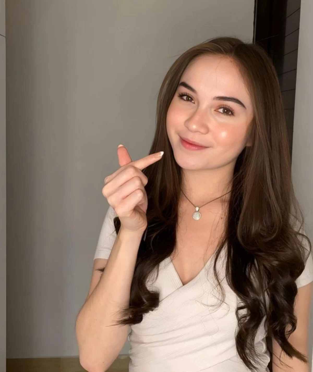 Perjalanan Karir Elina Joerg dari Model Iklan ke Bintang Sinetron ...