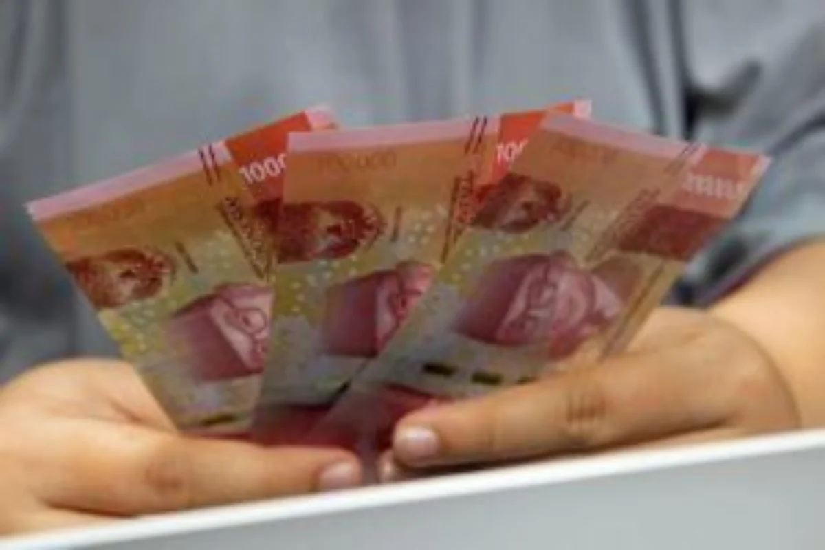 THR 2025 Kapan Cair? Karyawan Swasta Bisa Dapat Bonus Lebih Besar! – Rakcer.ID