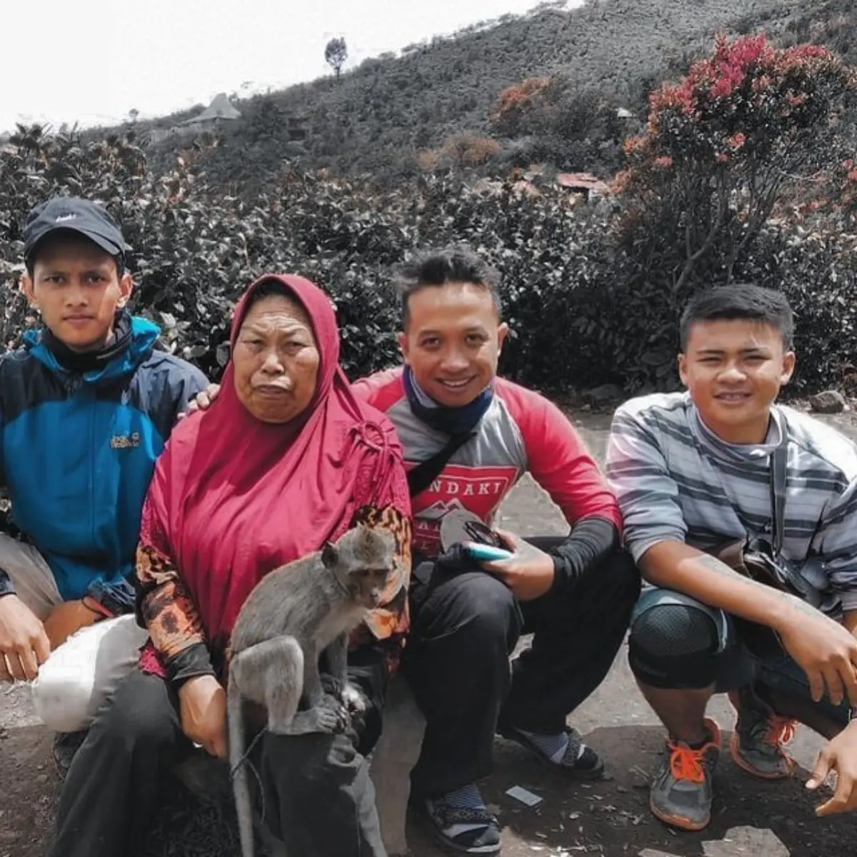 Mengenang Peran Mbok Yem di Masyarakat Jawa – Rakcer.ID