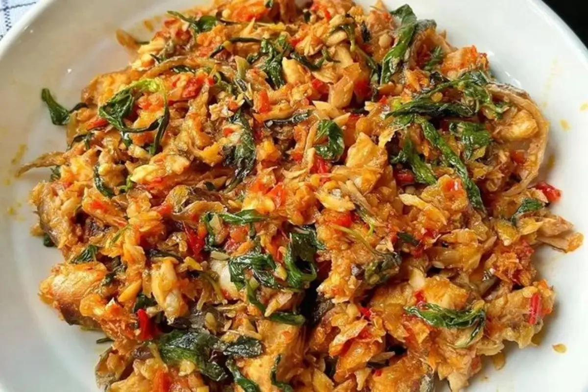 Resep Ayam Suwir Pedas Kemangi yang Mudah dan Gak Ribet! – Rakcer.ID