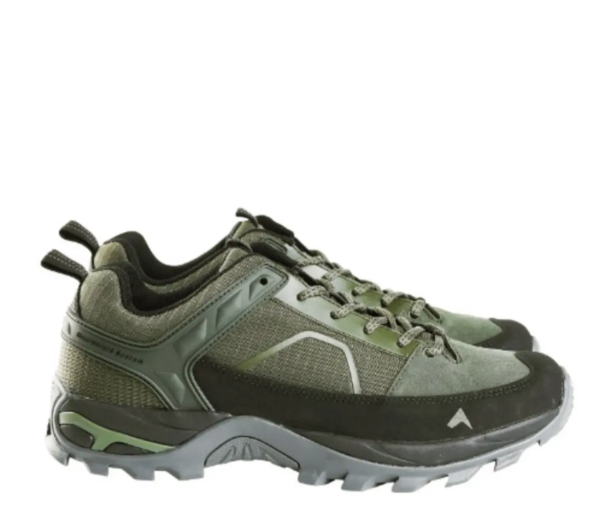 Yang Suka Hiking Merapat! 5 Rekomendasi Sepatu Outdoor Pria – Rakcer.ID